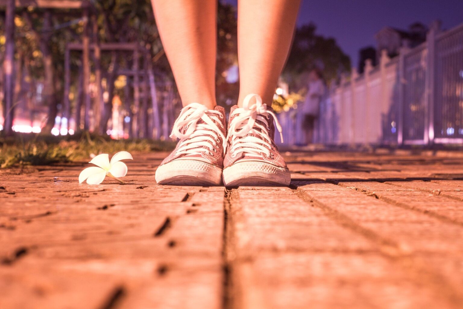 How to Follow Your Mindful Walking Script - Stop, Breathe & Think ...